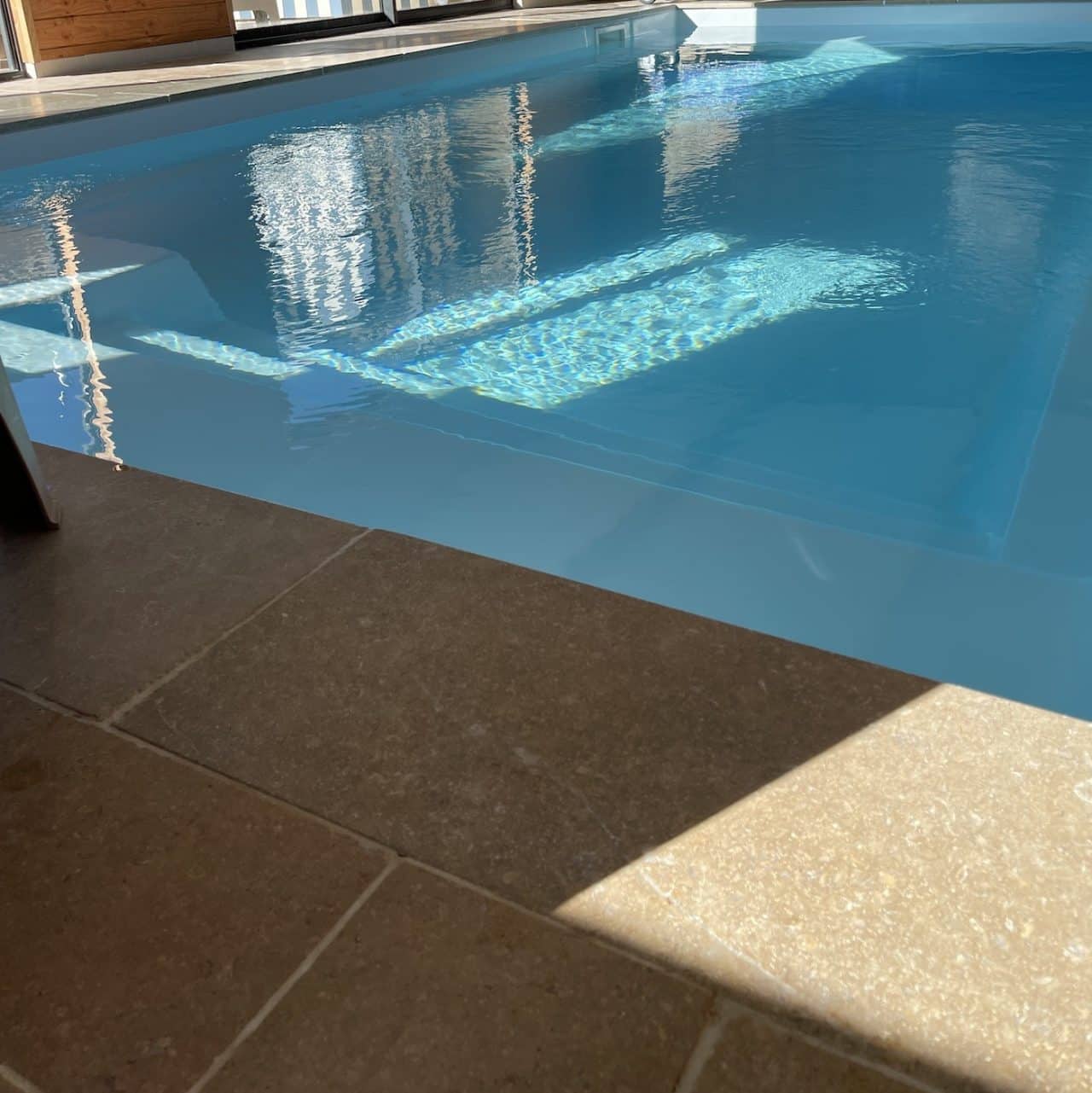 Margelle Pierre Naturelle Beige Egypta - HESTIA Pierre & Bois