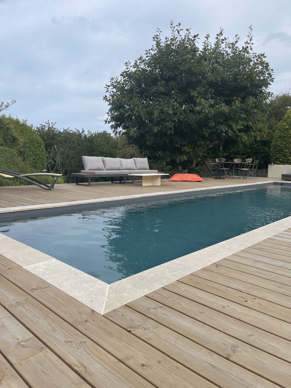 Margelle Pierre Naturelle Beige Egypta - HESTIA Pierre & Jardin