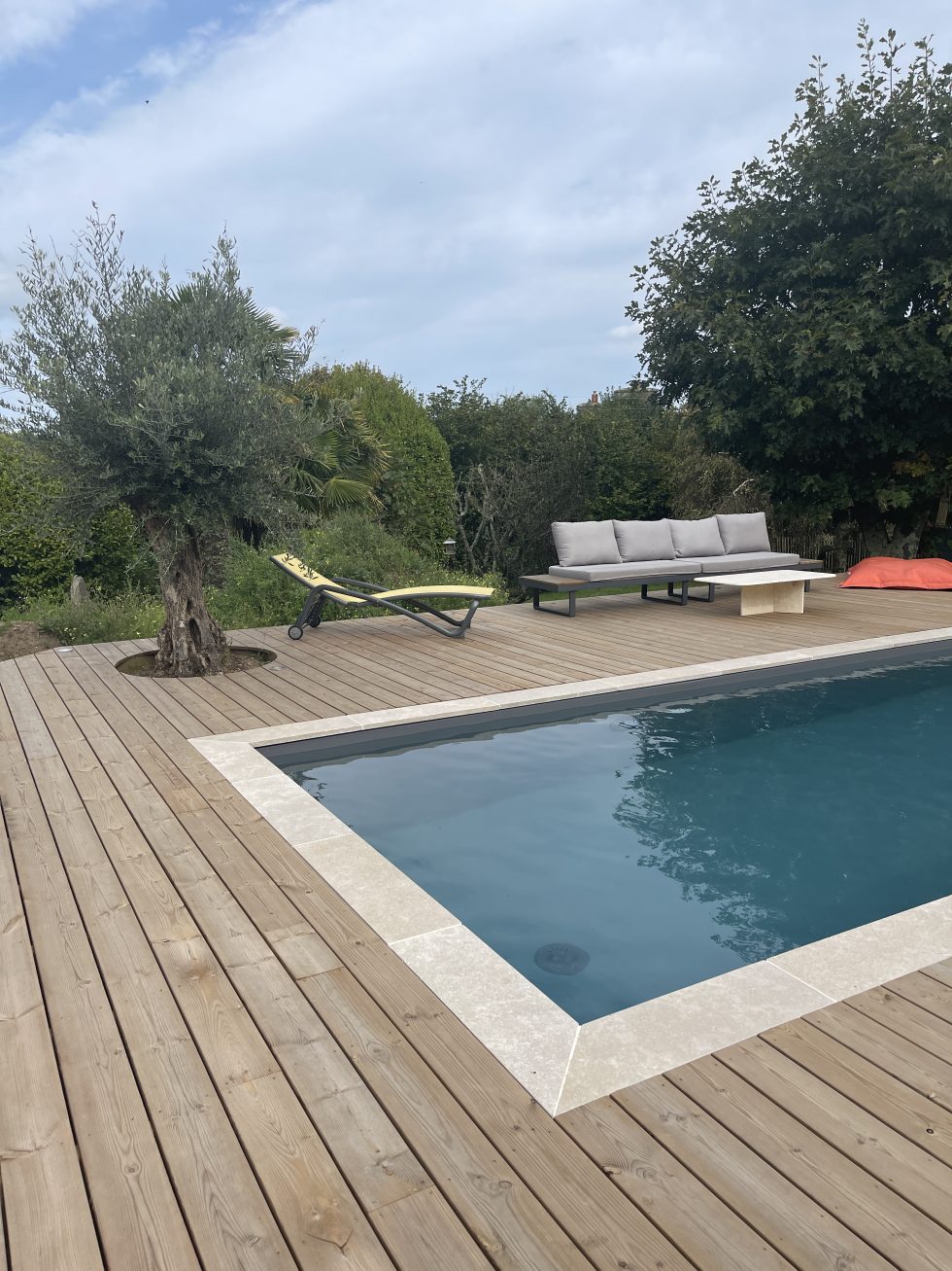 Margelle Pierre Naturelle Beige Egypta - HESTIA Pierre & Jardin