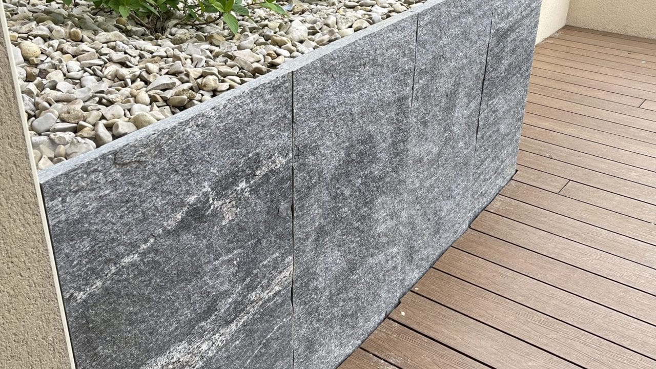 Cloture en Pierre Naturelle Grise - HESTIA Pierre & Bois