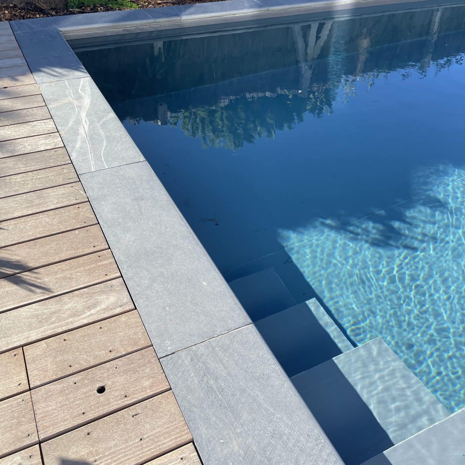 Margelle Piscine Pierre Naturelle Ardoise - HESTIA Pierre & Jardin