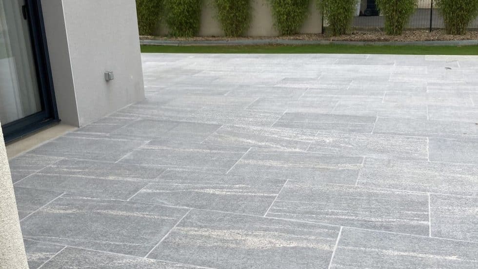 Terrasse Pierre Naturelle Grise - HESTIA Pierre & Jardin