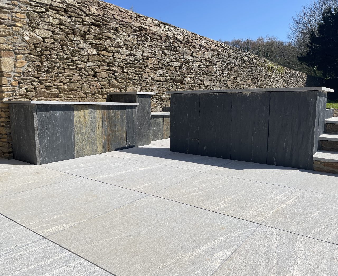 Terrasse Pierre Naturelle Grise - HESTIA Pierre & Jardin