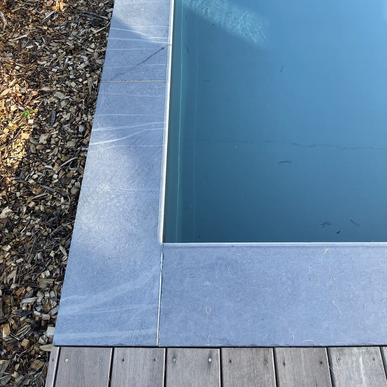 Margelles de piscine - Hestia Pierre & Bois